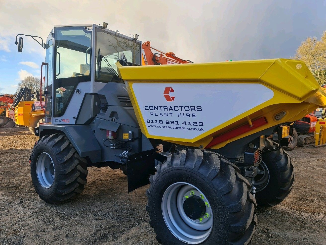 Contractors Plant Hire | 9 Tonne Dual View Dumper